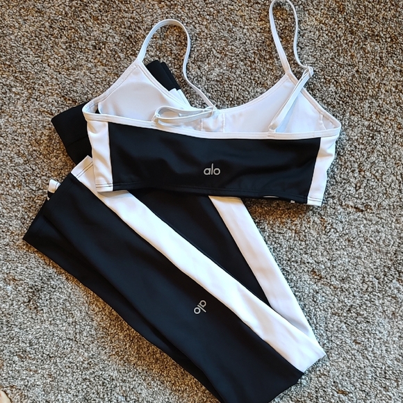 ALO Yoga | Pants & Jumpsuits | Alo Yoga Black And White Leggings And ...